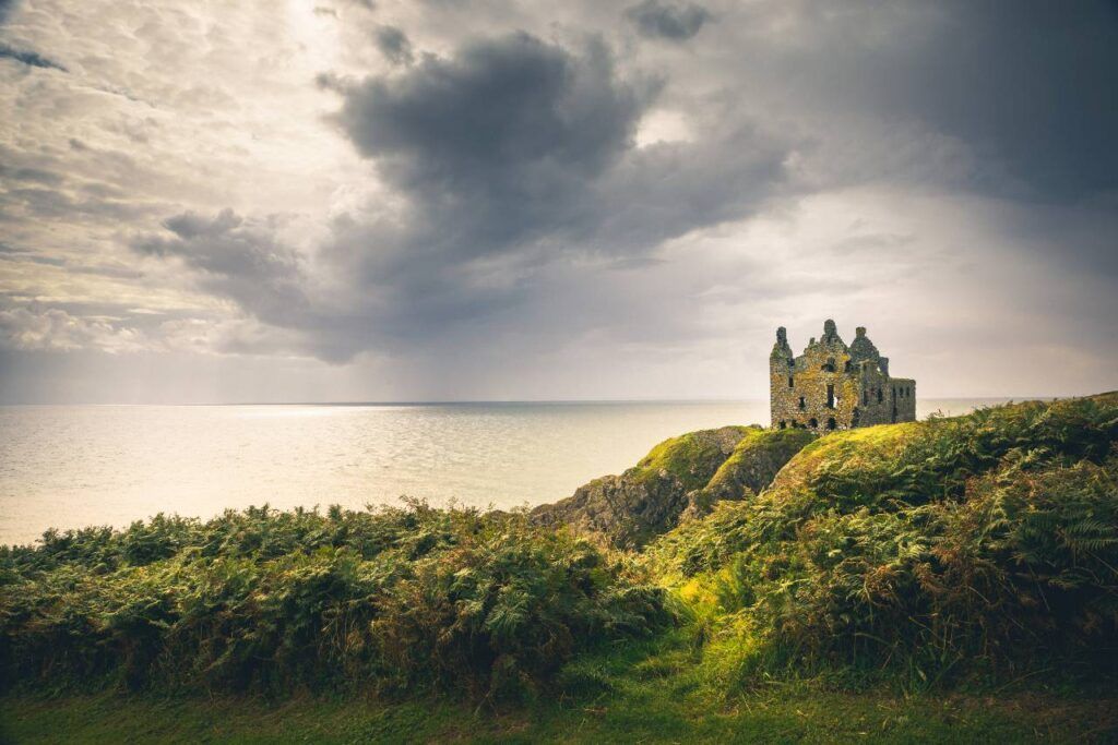 102793-dunskey-castle-optimised - Ross Bay Retreat